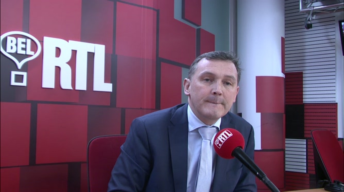 Le député flamand NVA Karl Vanlouwe remet en question l'intérêt des ... Le député flamand NVA Karl Vanlouwe remet en question l'intérêt des ...