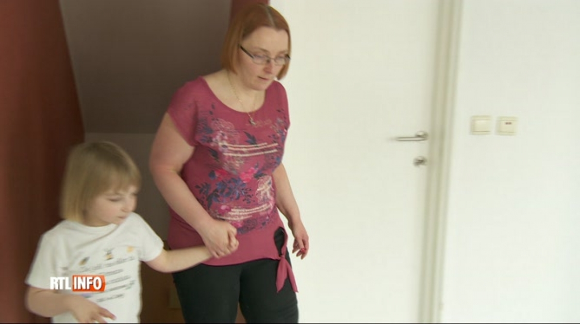 Rencontre avec Christelle, maman d'une petite fille autiste | RTL Info