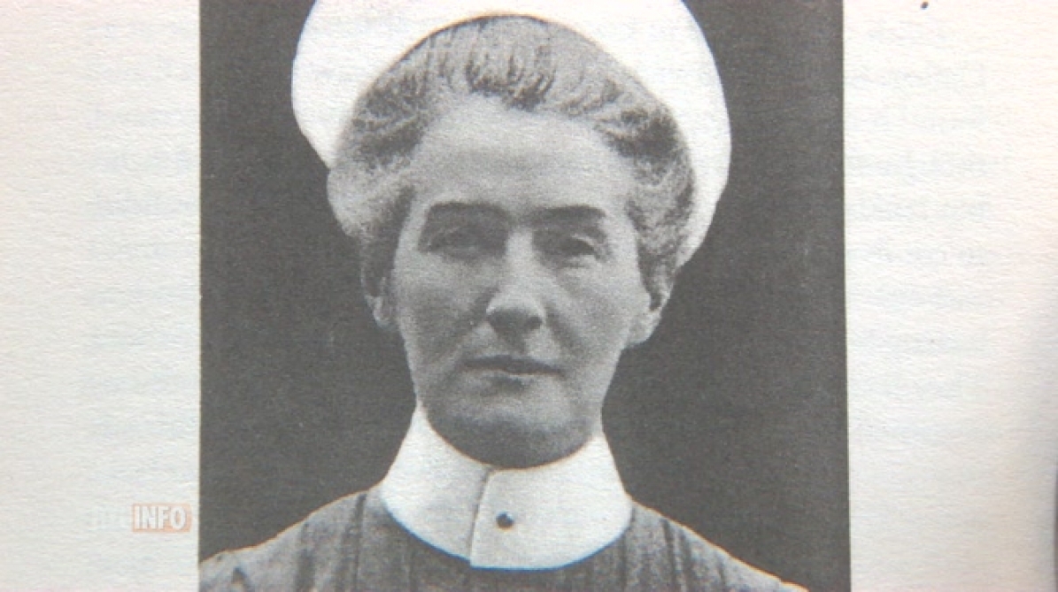 Portraits de guerre: Edith Cavell, l'infirmière | RTL Info
