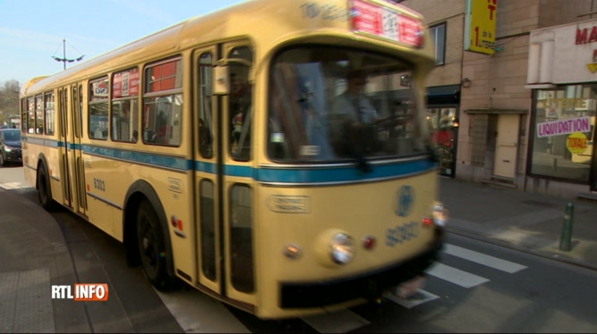 La STIB fait circuler de vieux bus pour les 50 ans de la ligne 28 | RTL ...
