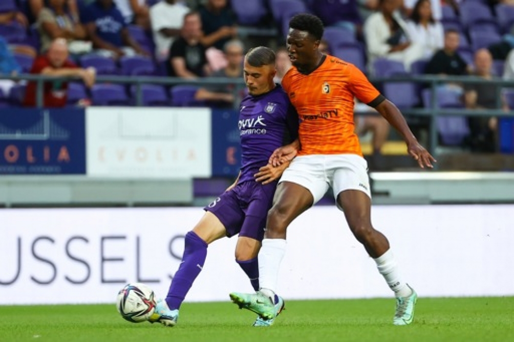 Challenger Pro League - Les RSCA Futures et Deinze se quittent dos-à ...