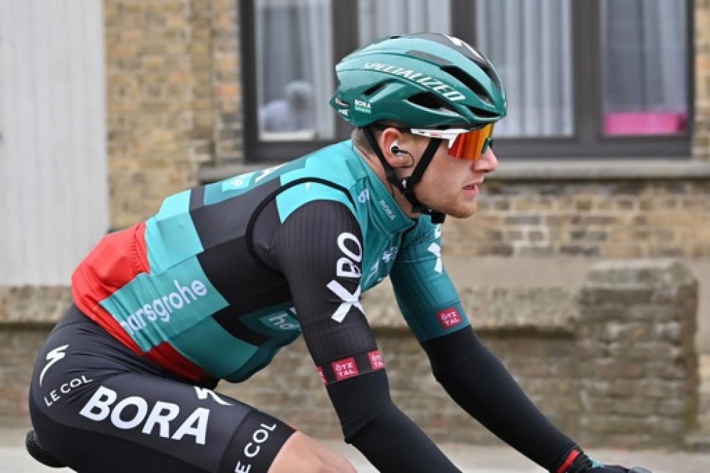 Tour d'Espagne: Sam Bennett enlève la 2e étape, Mike Teunissen prend le ...