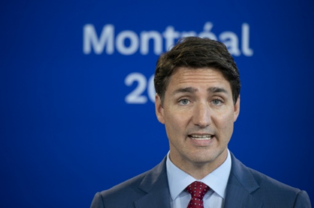Canada: Trudeau "assume la responsabilité" de ses "erreurs" après des ...