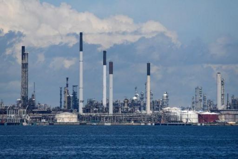 Shell et Total dépensent 90% vers les fossiles, malgré leurs ...