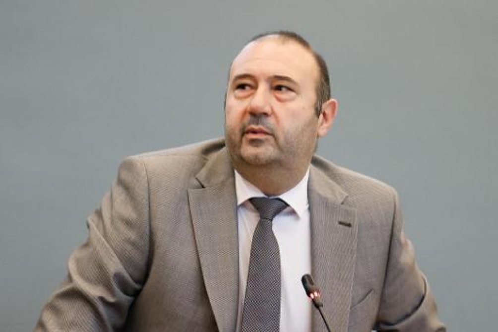 Christophe Collignon prête serment devant le parlement wallon; François ...