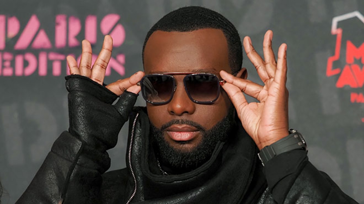 Gims retire ses lunettes (photos) | RTL Info