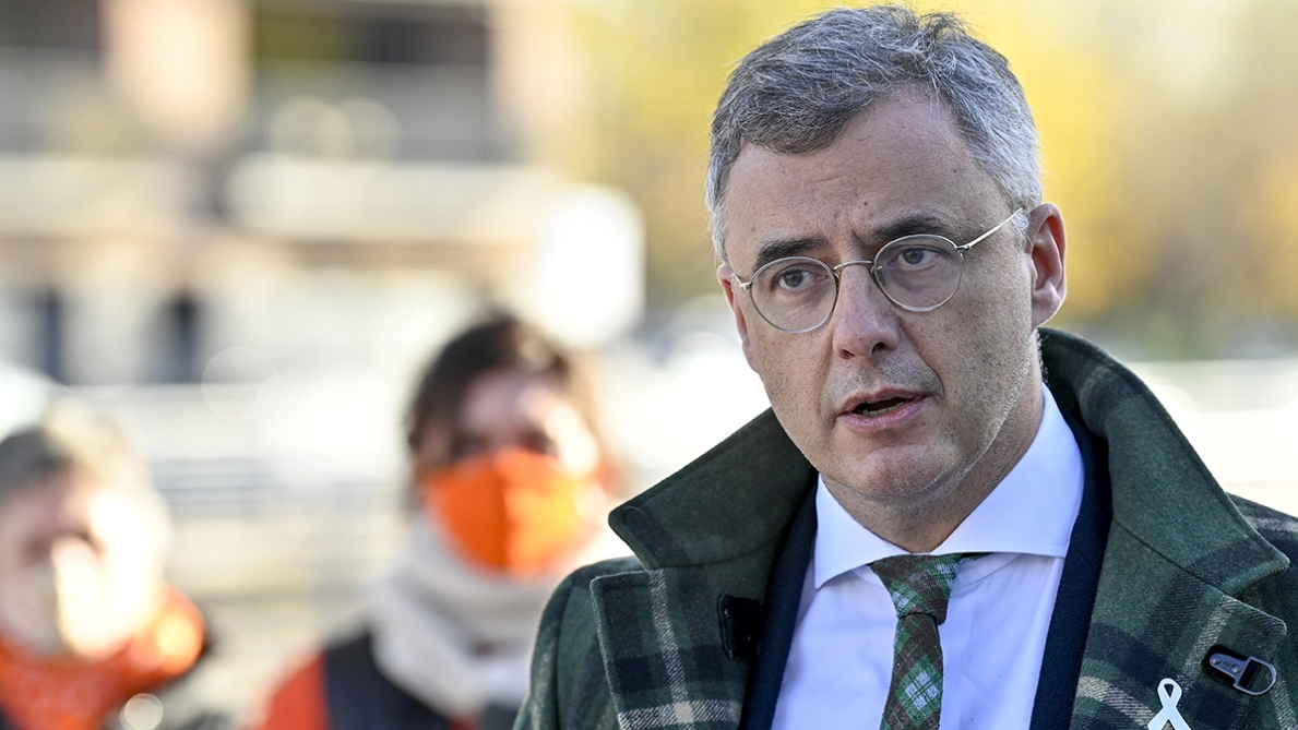 "Un président qui n'a pas pu permettre le rebond du parti": le ...