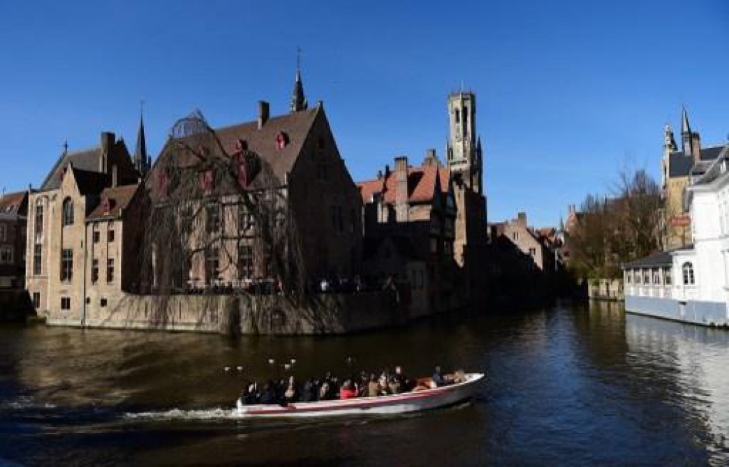 Le bourgmestre de Bruges veut limiter l'arrivée de touristes chinois ...