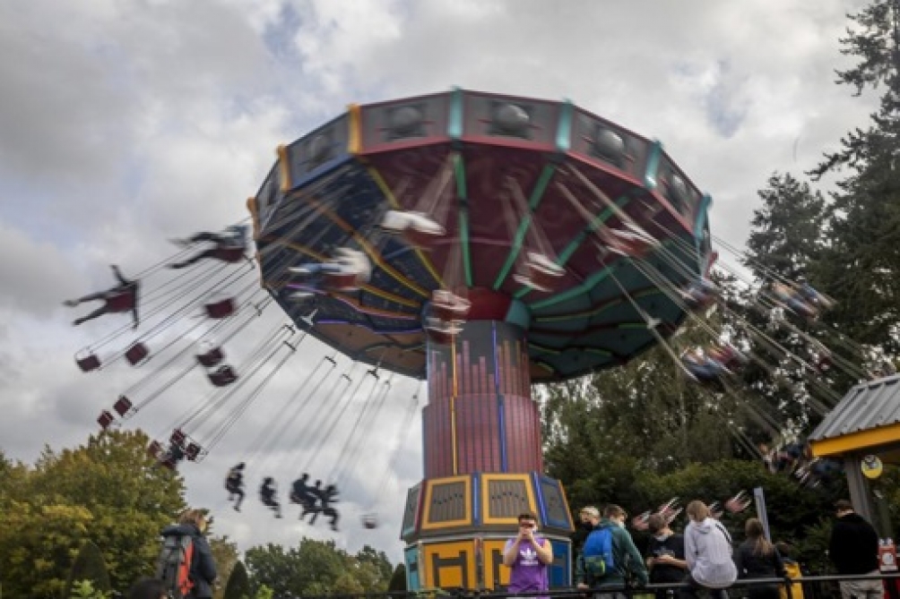 Walibi, qui sera ouvert à la Noël 2023, recherche 600 saisonniers et ...