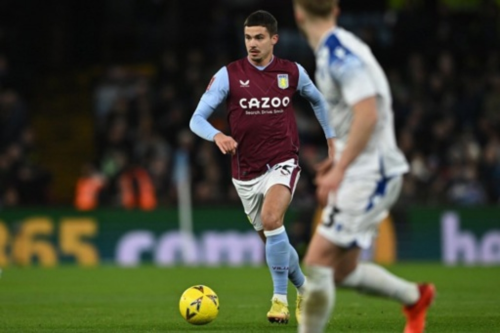 Leander Dendoncker prêté par Aston Villa à Naples | RTL Info