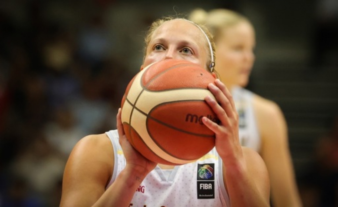 Julie Allemand ambitieuse pour l'Euro: "il faut jouer avec nos qualités ...