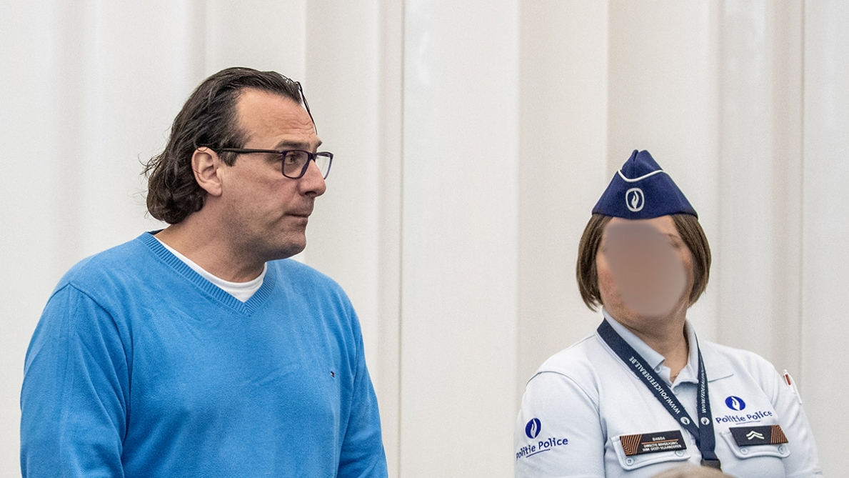 "Il l'a assassinée d'une manière brutale et sanglante": Jurgen ...