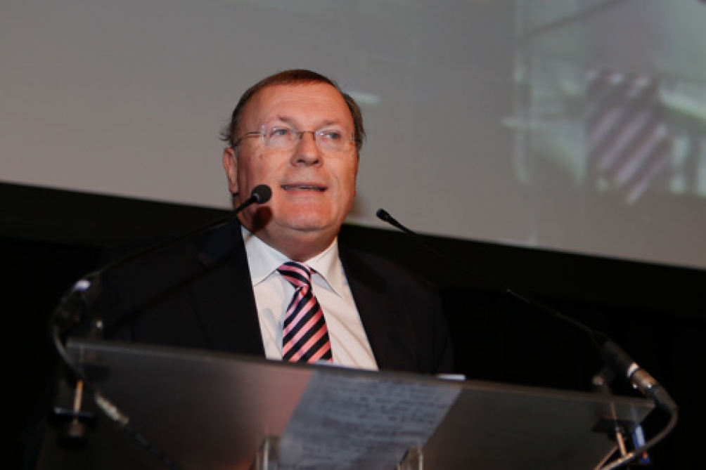 Pascal Vrebos présentera une émission quotidienne sur LN24 dès ...