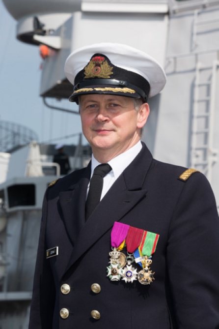 L'amiral de division Tanguy Botman devient le nouveau commandant de la ...