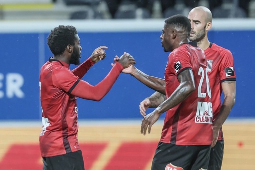 Le RWDM renverse OHL et prend ses 3 premiers points de la saison | RTL Info