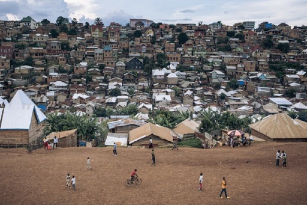 RDC: au moins dix morts dans l'effondrement d'un immeuble à Bukavu ... RDC: au moins dix morts dans l'effondrement d'un immeuble à Bukavu ...