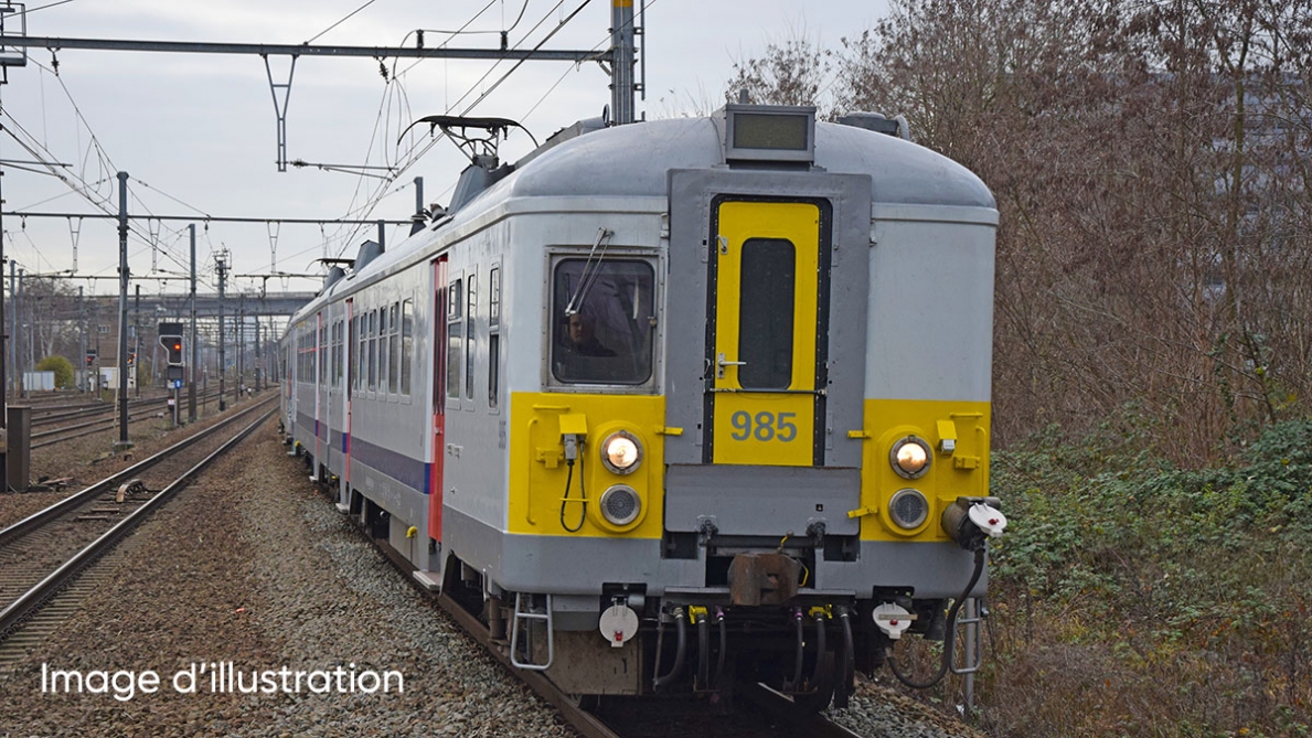 High-Speed Train Evacuation: SNCB Rescues Commuters from Technical ...