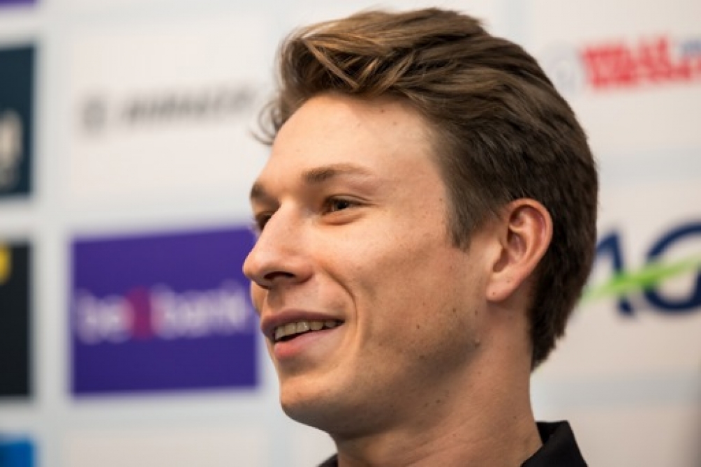 Jasper Philipsen vainqueur au sprint d'une course difficile: "il ...