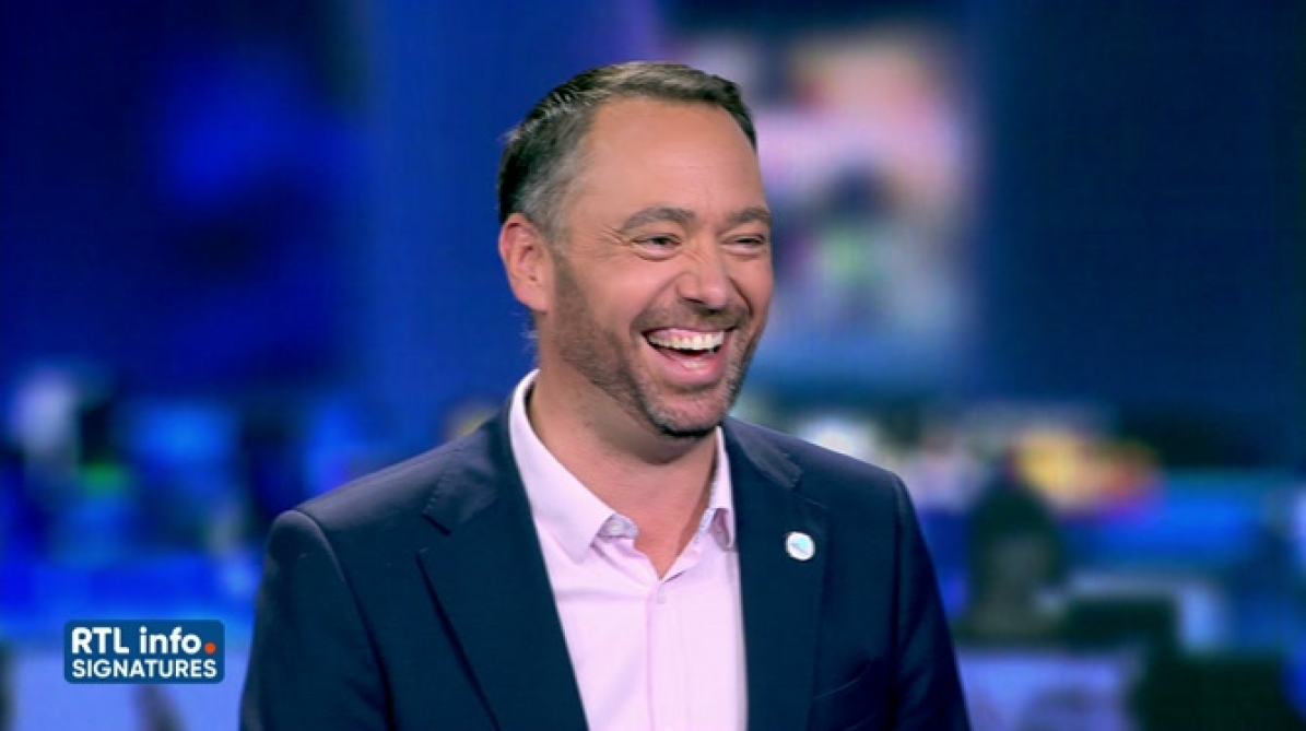 Maxime Prévot PIÈGE notre journaliste en plein direct | RTL Info