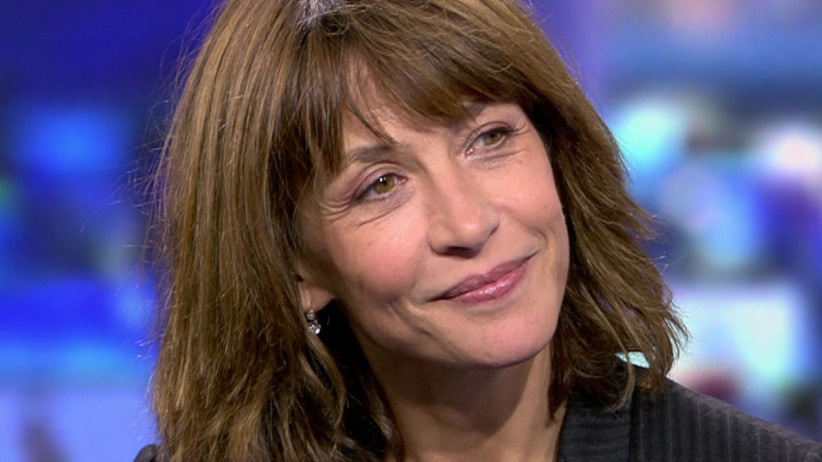 Sophie Marceau révèle pourquoi elle n'aime pas se voir à l'écran | RTL Info
