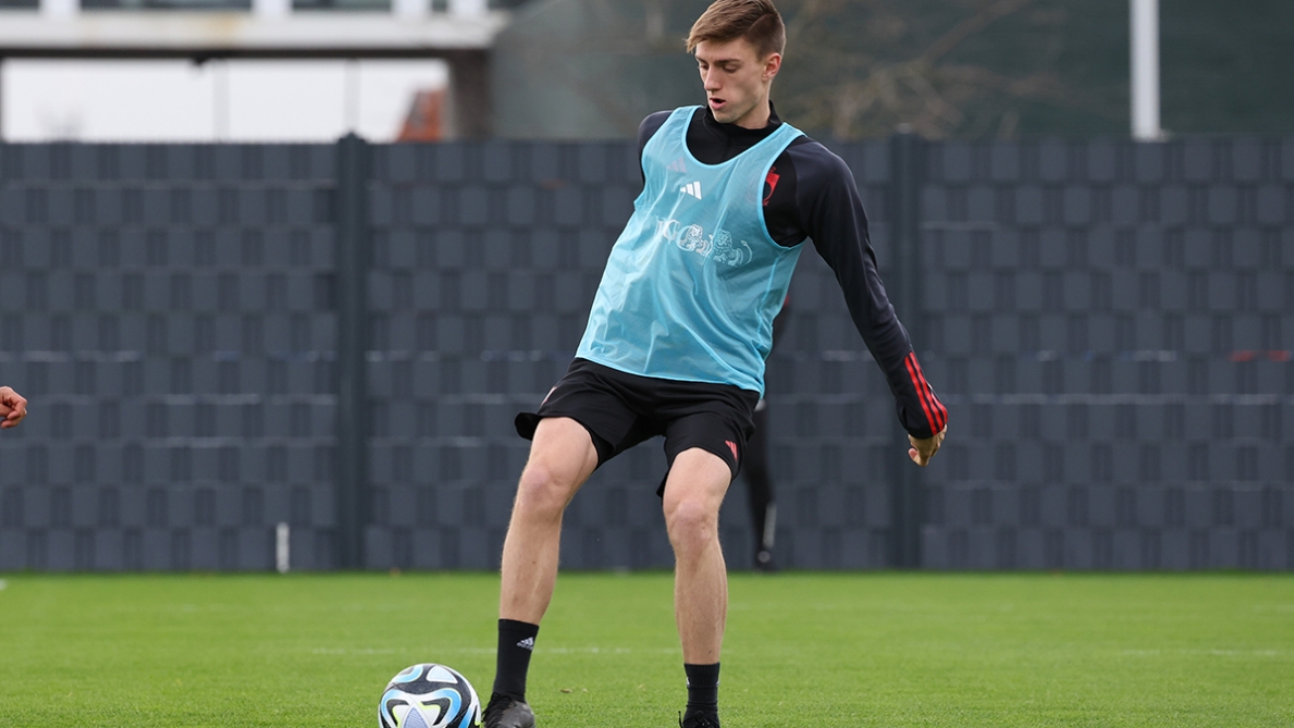 Une aubaine pour lui: le jeune Jorne Spileers intègre les Diables ...