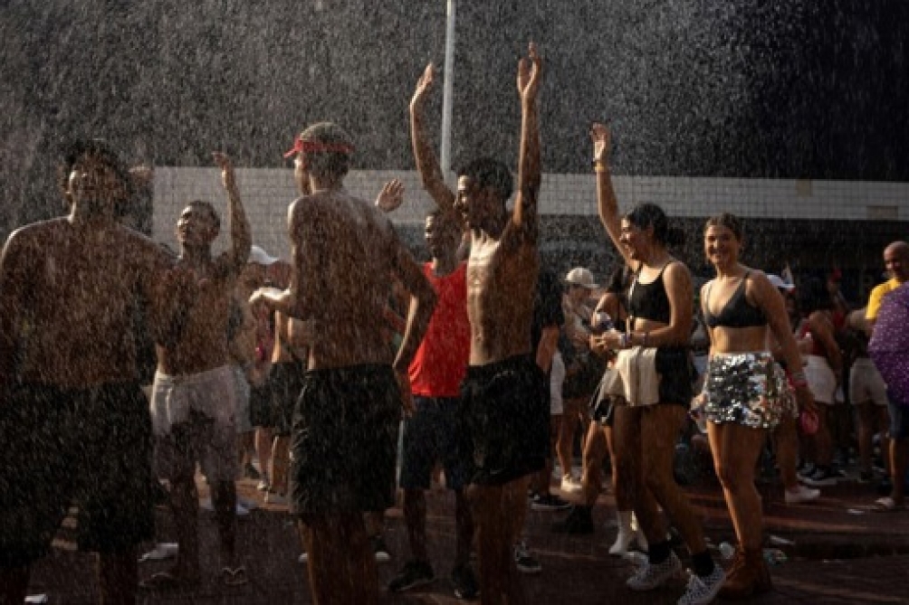 "Dévastée" par la mort d'une fan en pleine canicule à Rio, Taylor Swift ...