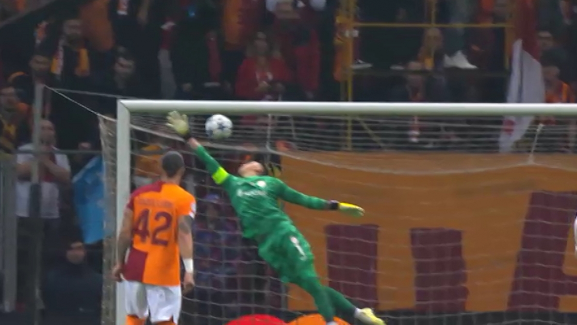 La lucarne va s'en souvenir: le but exceptionnel de Bruno Fernandes ...