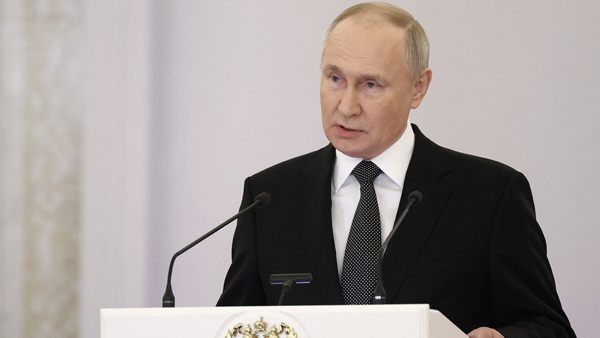 Vers Un 5e Mandat Vladimir Poutine Annonce Quil Se Présentera à La Présidentielle Russe Rtl Info