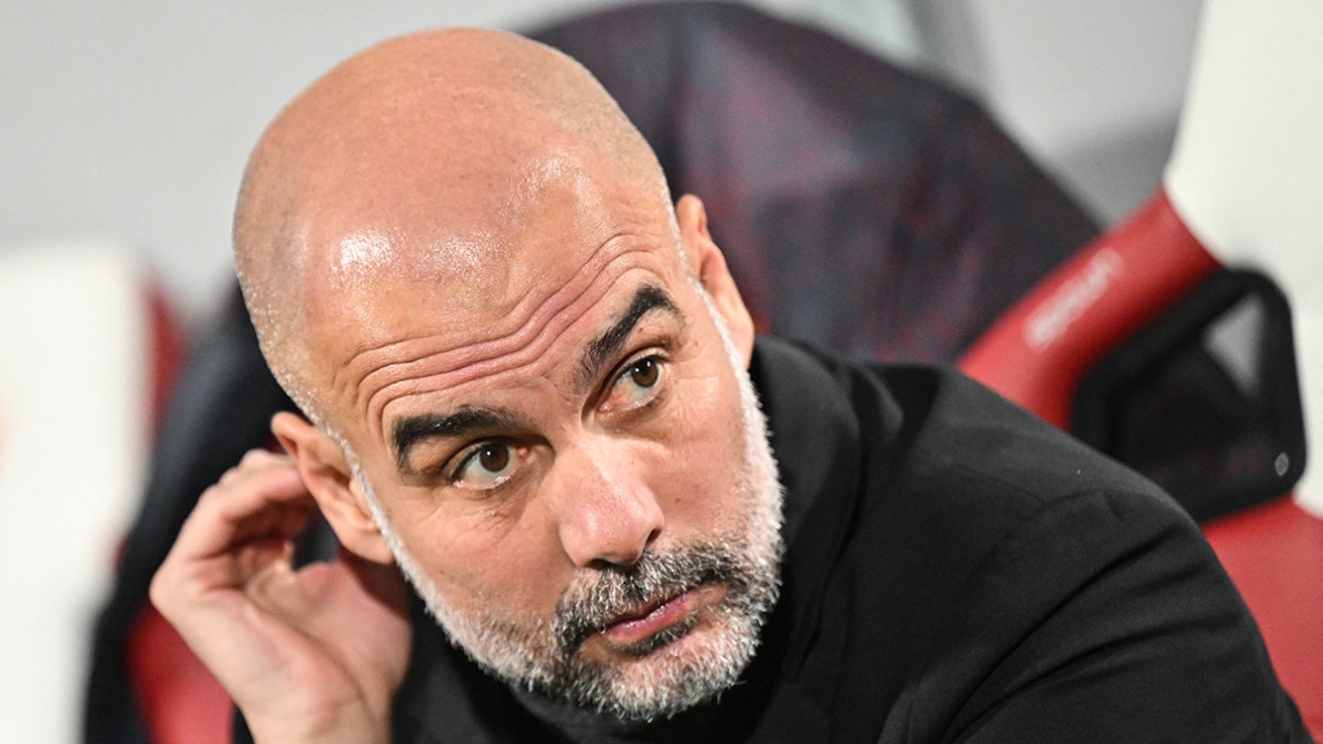 "Fake Manchester": Pep Guardiola et ses joueurs violemment taclés ...