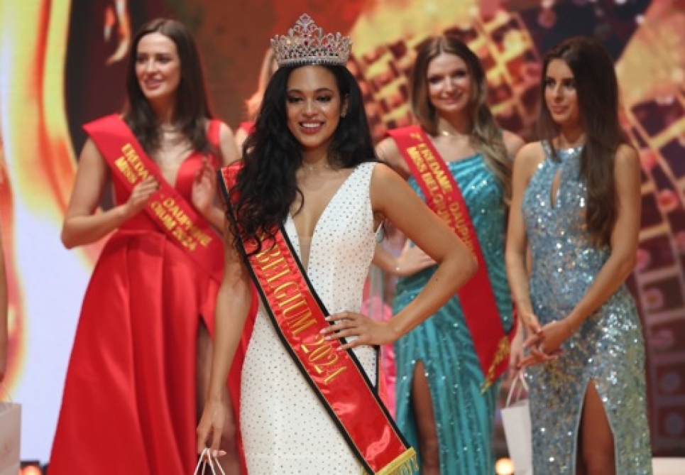 Kenza Ameloot de Gand est élue Miss Belgique 2024 | RTL Info