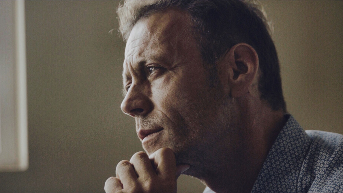 De son addiction à ses démons... Découvrez le portrait de Rocco Siffredi dans un tout nouveau ...