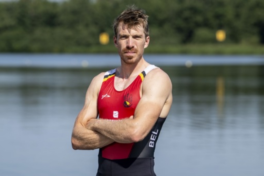 Tim Brys remporte son quart et rejoint les demi-finales du skiff à ...