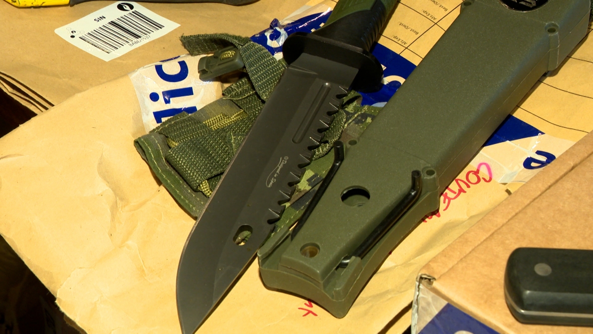 Mbaye Wade tué de 15 coups de couteau à Liège: Jeremy Davin raconte qu ...