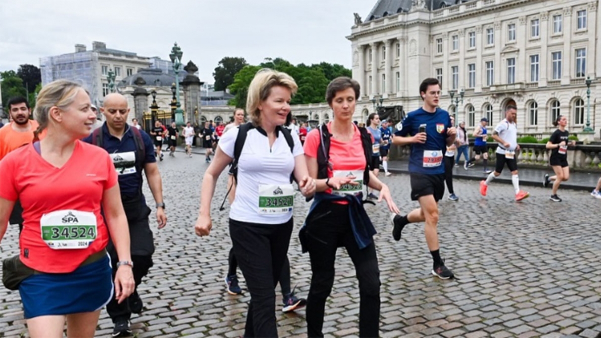 "C'est bon pour le corps et l'esprit": la Reine Mathilde motivée au ...