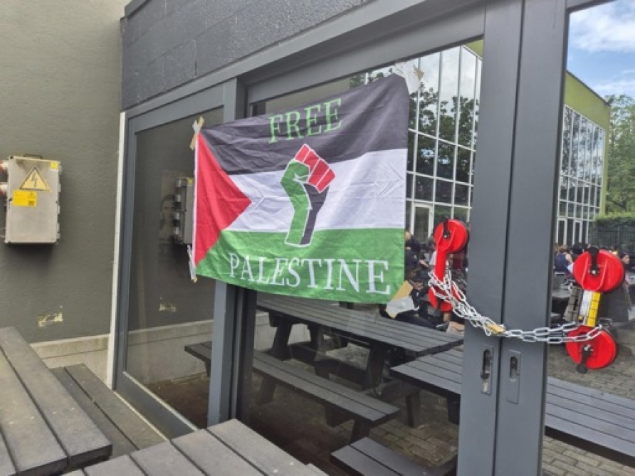 Le restaurant de la VUB vandalisé à coups de slogans pro-palestiniens ...