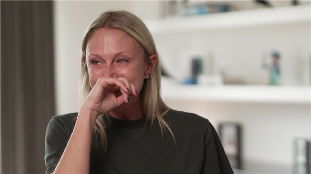 "Je veux juste qu'il soit heureux": Julie Taton très émue en parlant de ...