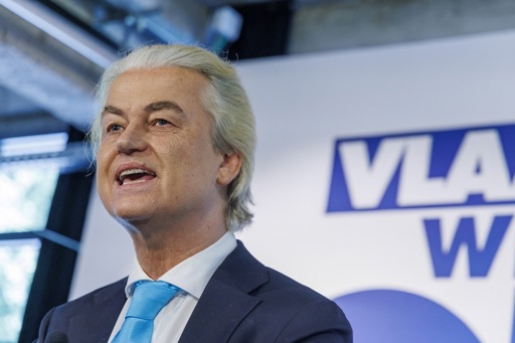 Le nouveau gouvernement néerlandais est formé, annonce Geert Wilders ...