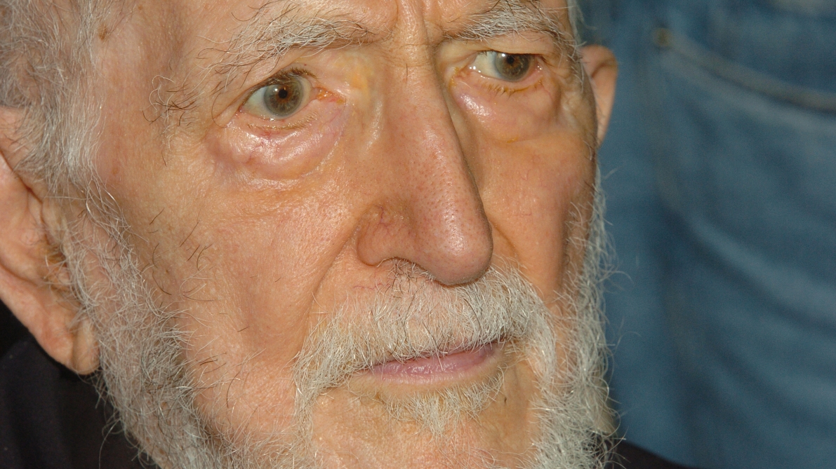 L'Abbé Pierre accusé d'agressions sexuelles par plusieurs femmes | RTL Info