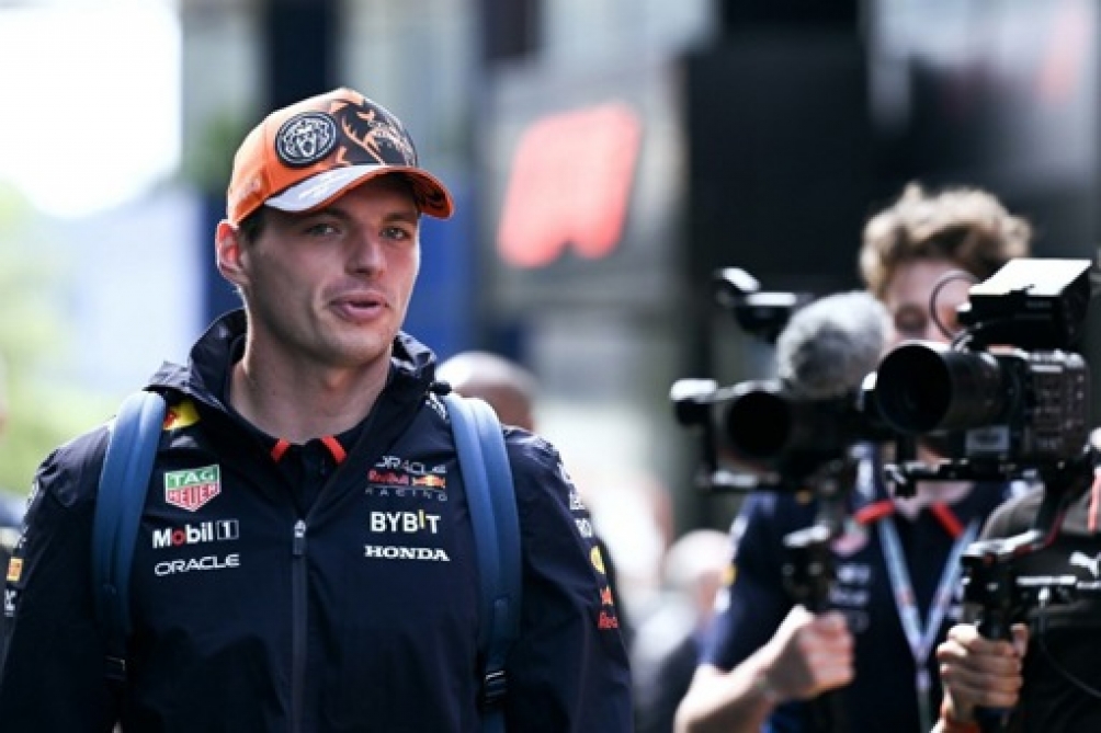 Max Verstappen pénalisé de dix places sur la grille pour un changement de moteur | RTL Info