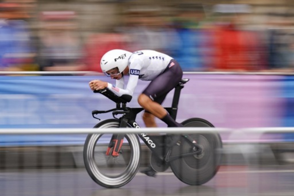 McNulty remporte le contre-la-montre inaugural et s'empare du maillot ...