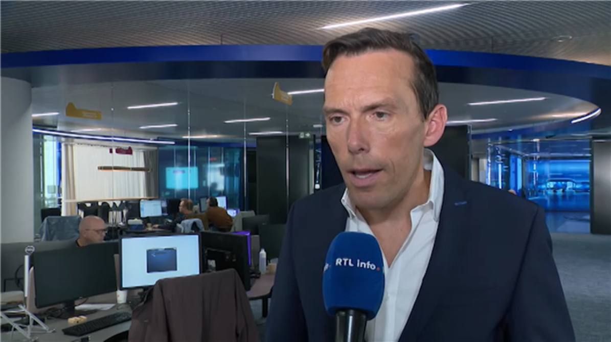 "On a reçu un coup de téléphone cette nuit": comment les journalistes ...