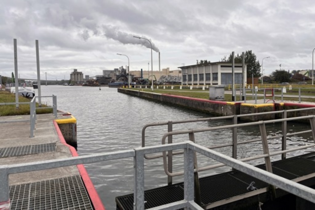 Le chantier d'une nouvelle écluse à grand gabarit lancé à Obourg | RTL Info