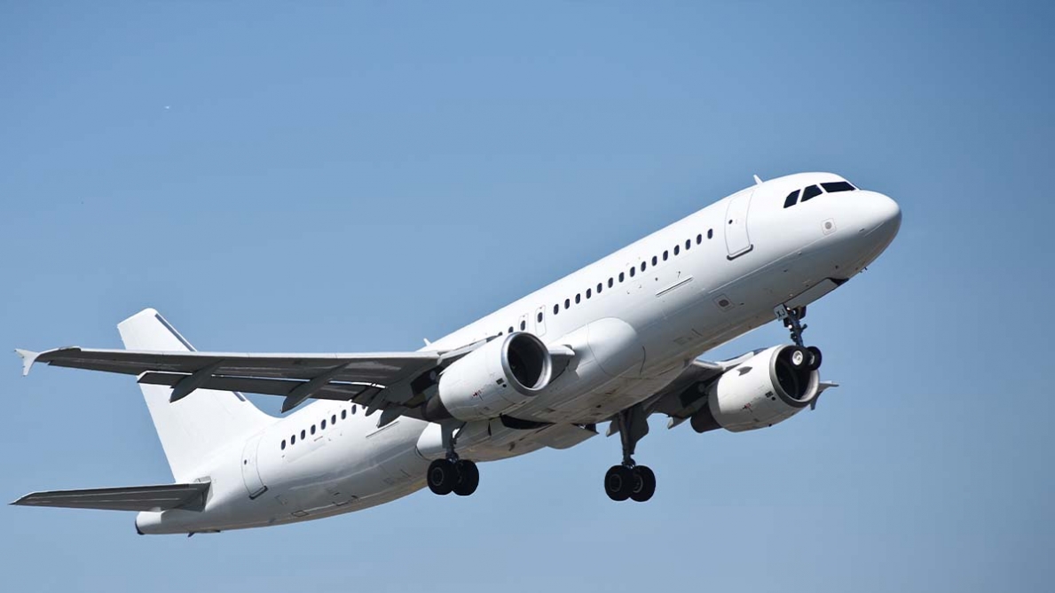 Quatre voyages en avion dans sa vie maximum: vers une limitation des ...