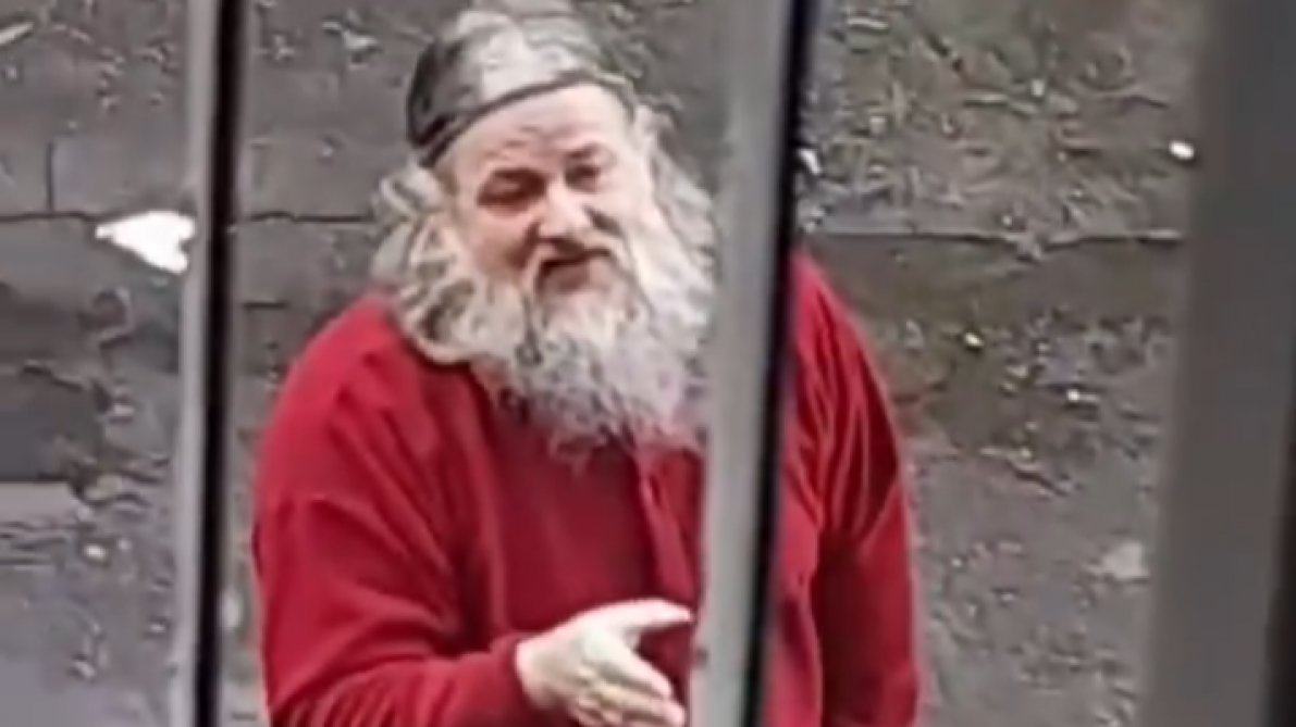 Nouvelles images de Marc Dutroux en prison: il répond aux provocations ...