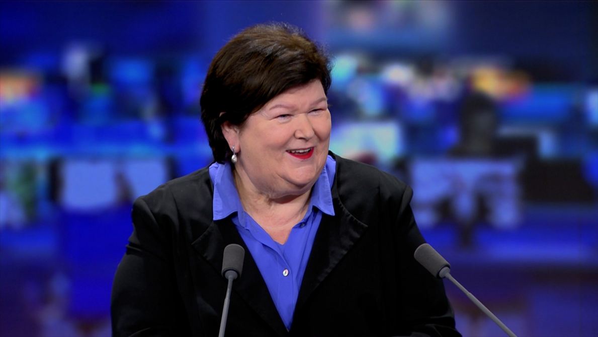 Après avoir perdu 43 kilos, l'ancienne ministre Maggie De Block révèle ...