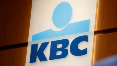 Kate, l’assistante IA de KBC, accomplit le travail de 300 personnes ...