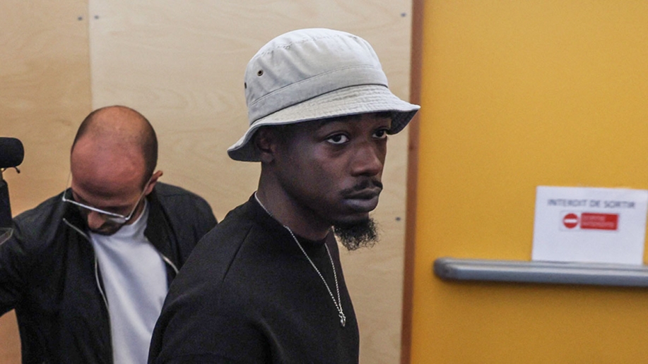 Condamné à 12 ans de prison pour homicide volontaire, le rappeur MHD ...