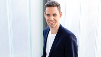 Surprise sur RTL tvi: découvrez qui est Amaury Detroz, le nouveau ...